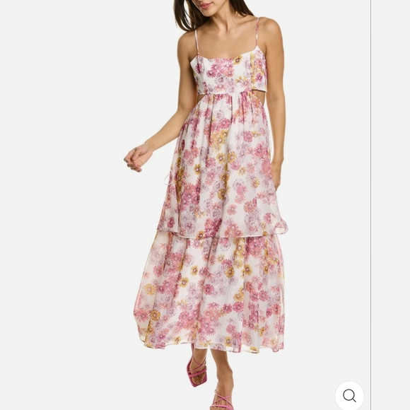 Wayf | Dresses | Wayf Sleeve Less Magenta Daisies Tiered Maxi Dress ...